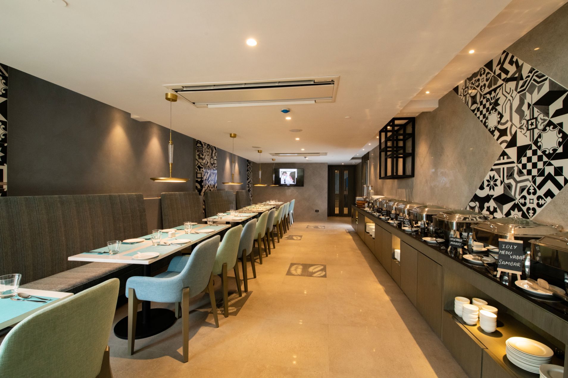 NX Hotel | Comfortable stay in the heart of Kolkata